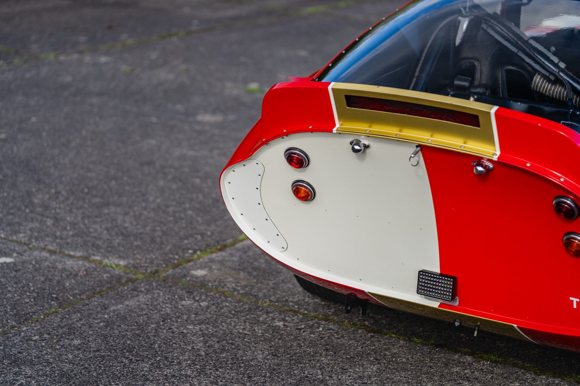 2015 Alan Mann Racing Shelby Cobra Daytona Coupé | Adam Sykes & Co.
